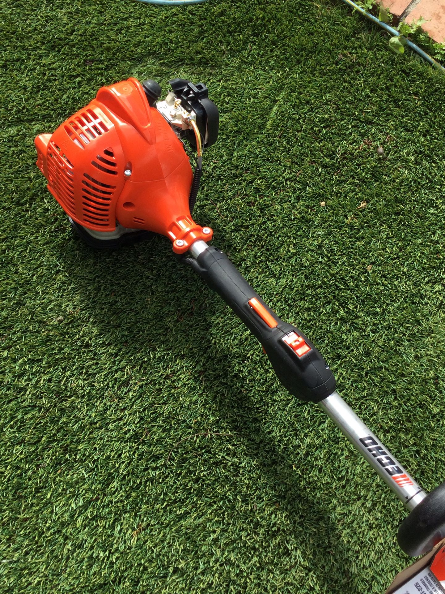 ECHO 225 WEED EATER COMMERCIAL! BRAND NEW! for Sale in Corona, CA - OfferUp