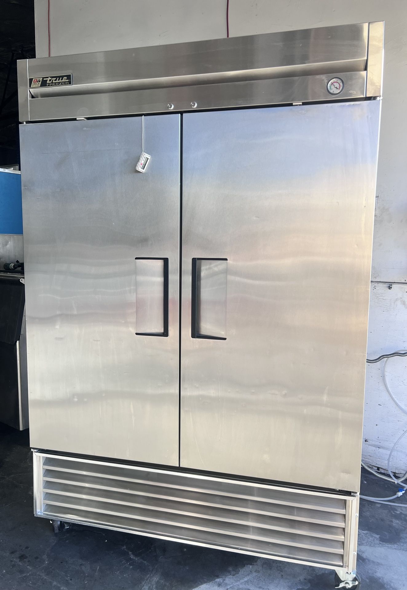Two Door True Freezer for Sale in Santa Fe Springs, CA - OfferUp