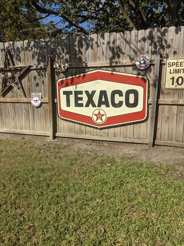 Texaco Sign