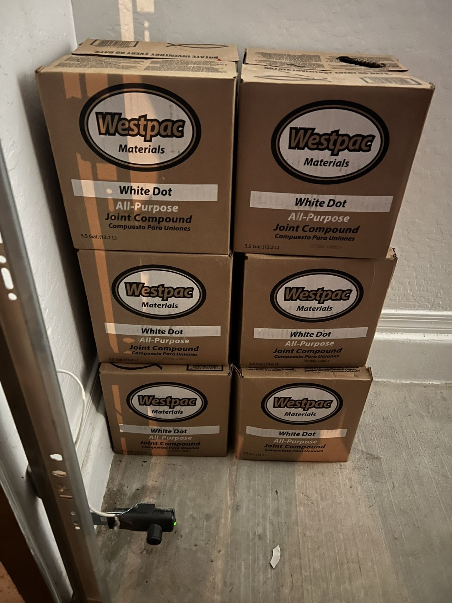 All Purpose Compound Dry Wall Mud for Sale in Phoenix, AZ - OfferUp