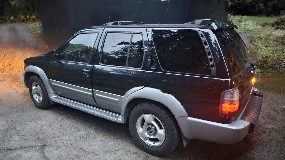 1999 Infiniti QX4 for Sale in Gig Harbor, WA - OfferUp