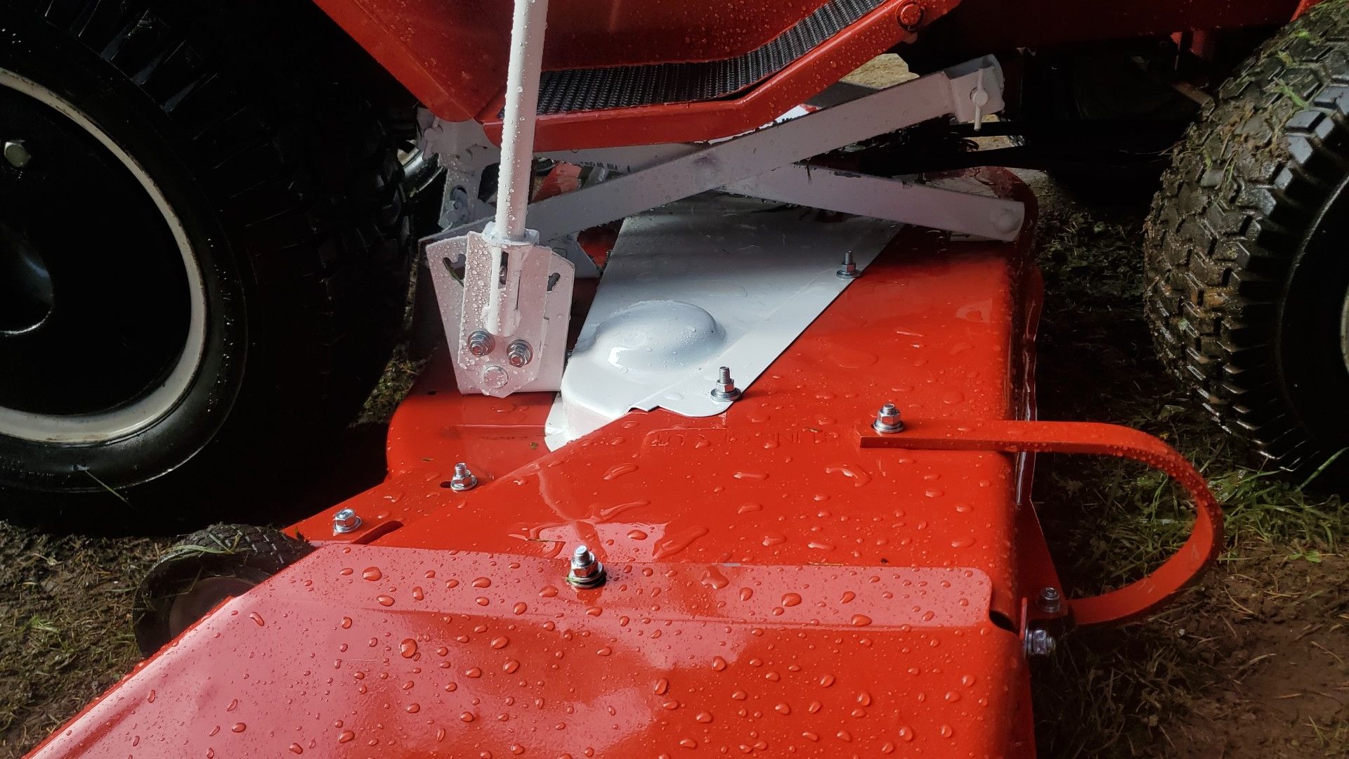 Roper RT 16T riding mower 16hp twinn onan engine tripple blade 50"cut ...