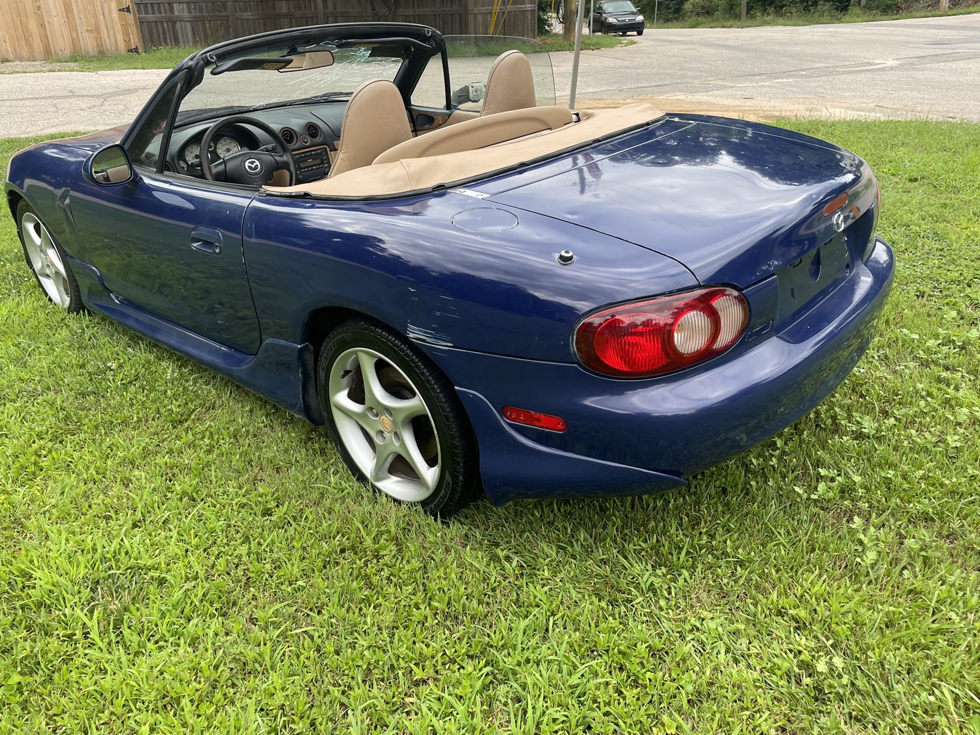 2004 Mazda Mx-5 for Sale in Raleigh, NC - OfferUp