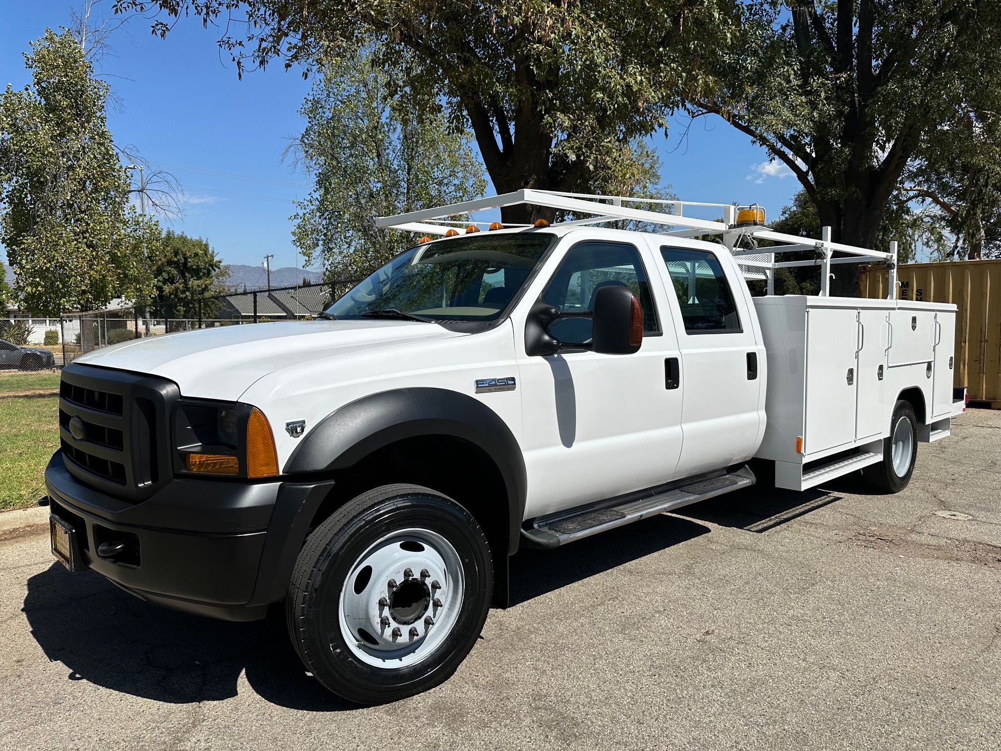 2005 Ford F-450 for Sale in Los Angeles, CA - OfferUp