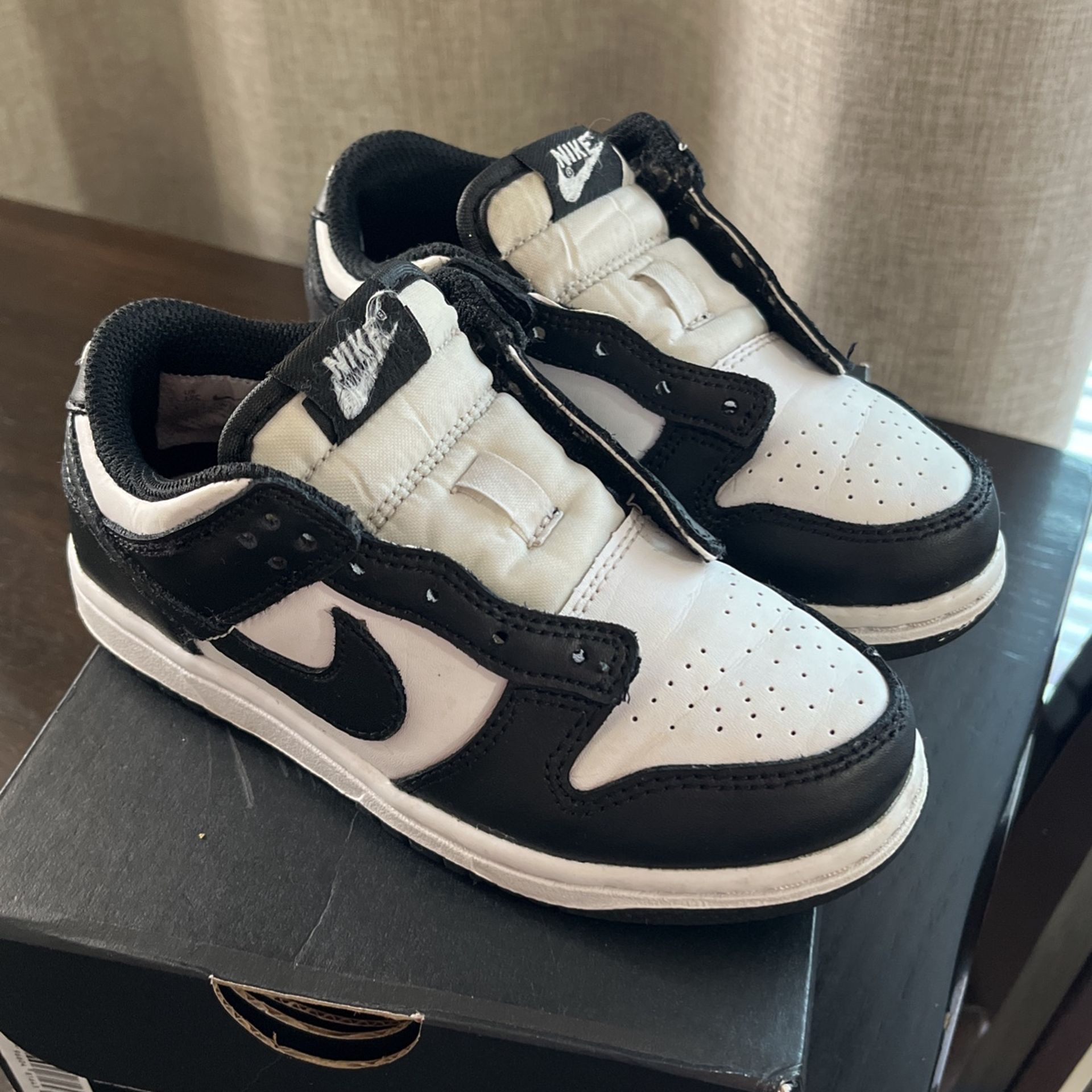 Kids Jordans Dunk Lowtop 12C for Sale in Lynnwood, WA - OfferUp