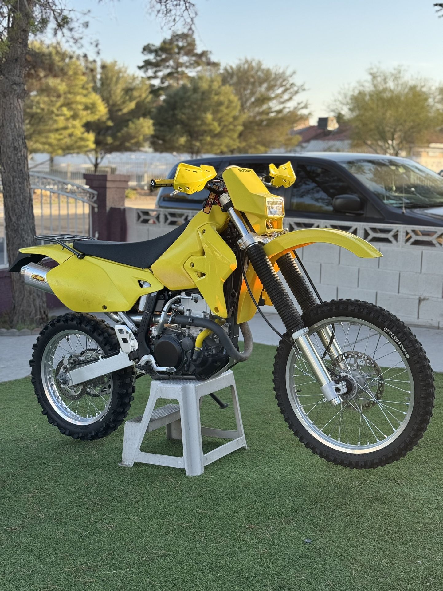 2001 Suzuki Dr-z400e for Sale in Las Vegas, NV - OfferUp