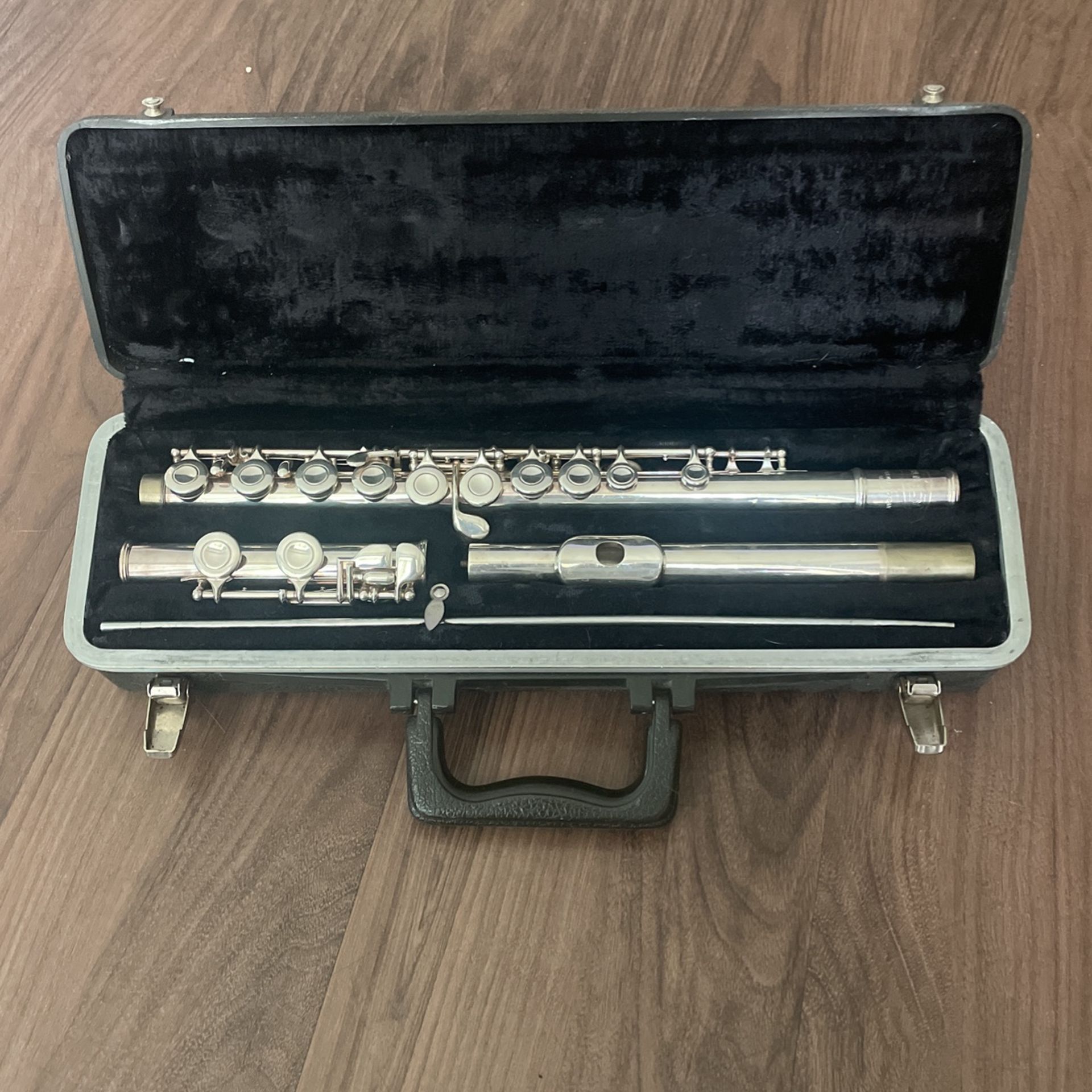 Used Bundy Flute for Sale in Shoreline, WA - OfferUp