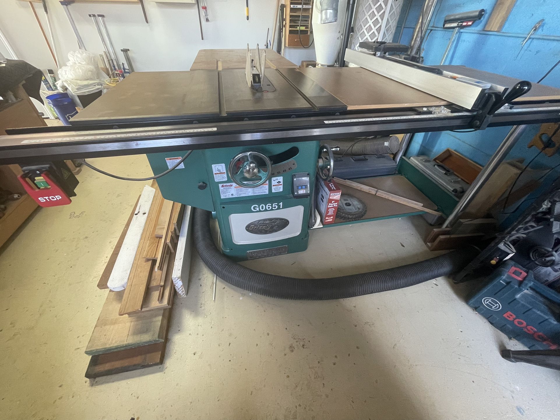 Grizzly Heavy Duty Cabinet Table Saw for Sale in Riviera Beach, FL ...