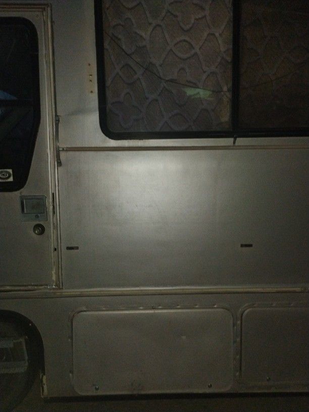 RV Chevy 1990 for Sale in San Bernardino, CA - OfferUp