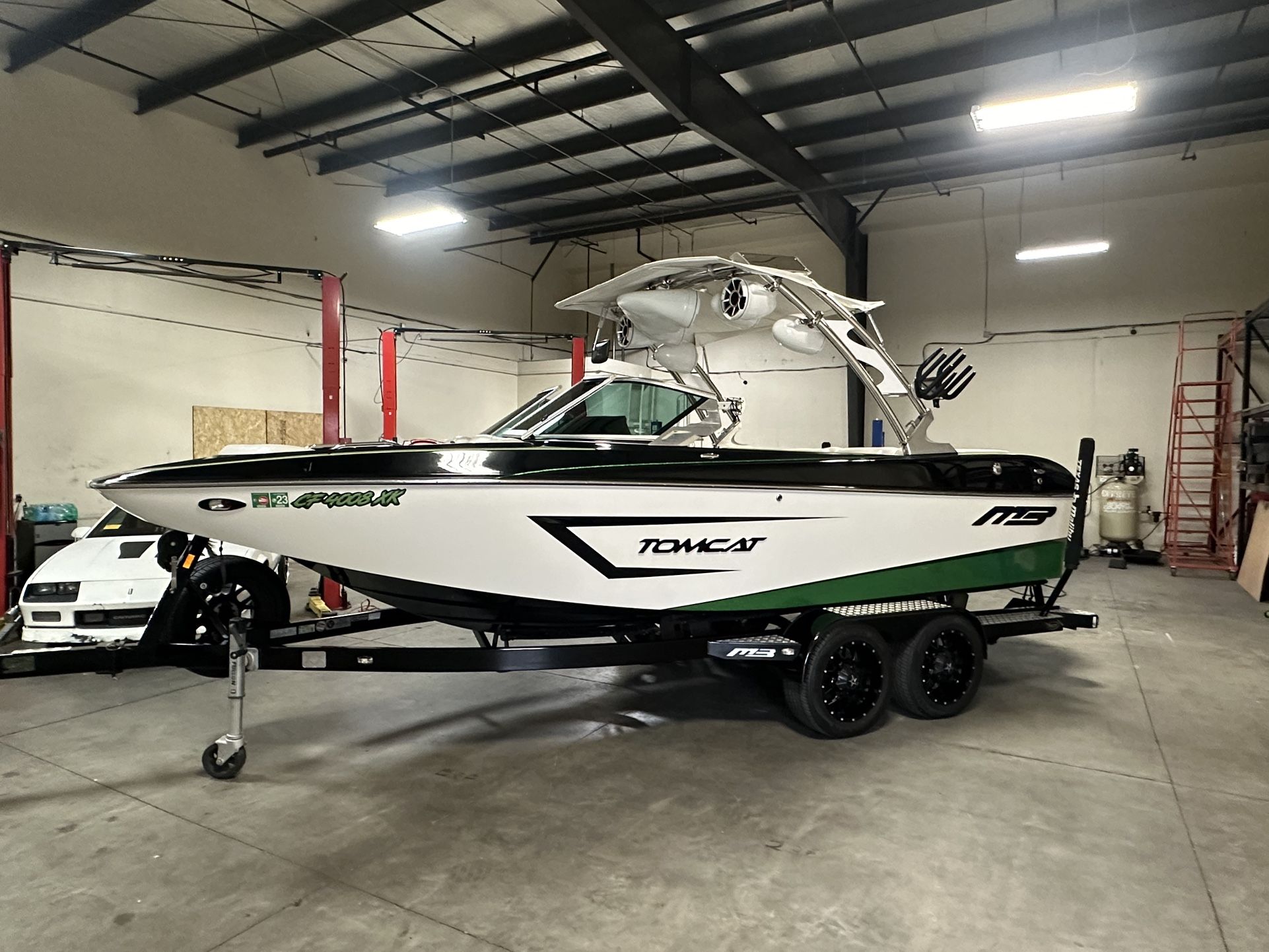 2015 MB F22 Tomcat for Sale in Tracy, CA - OfferUp