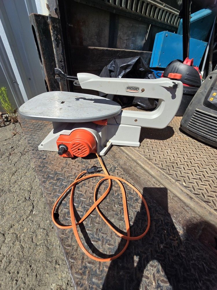 Ridgid Scroll Saw RIDGID 18V SubCompact Brushless Cordless Barrel Grip