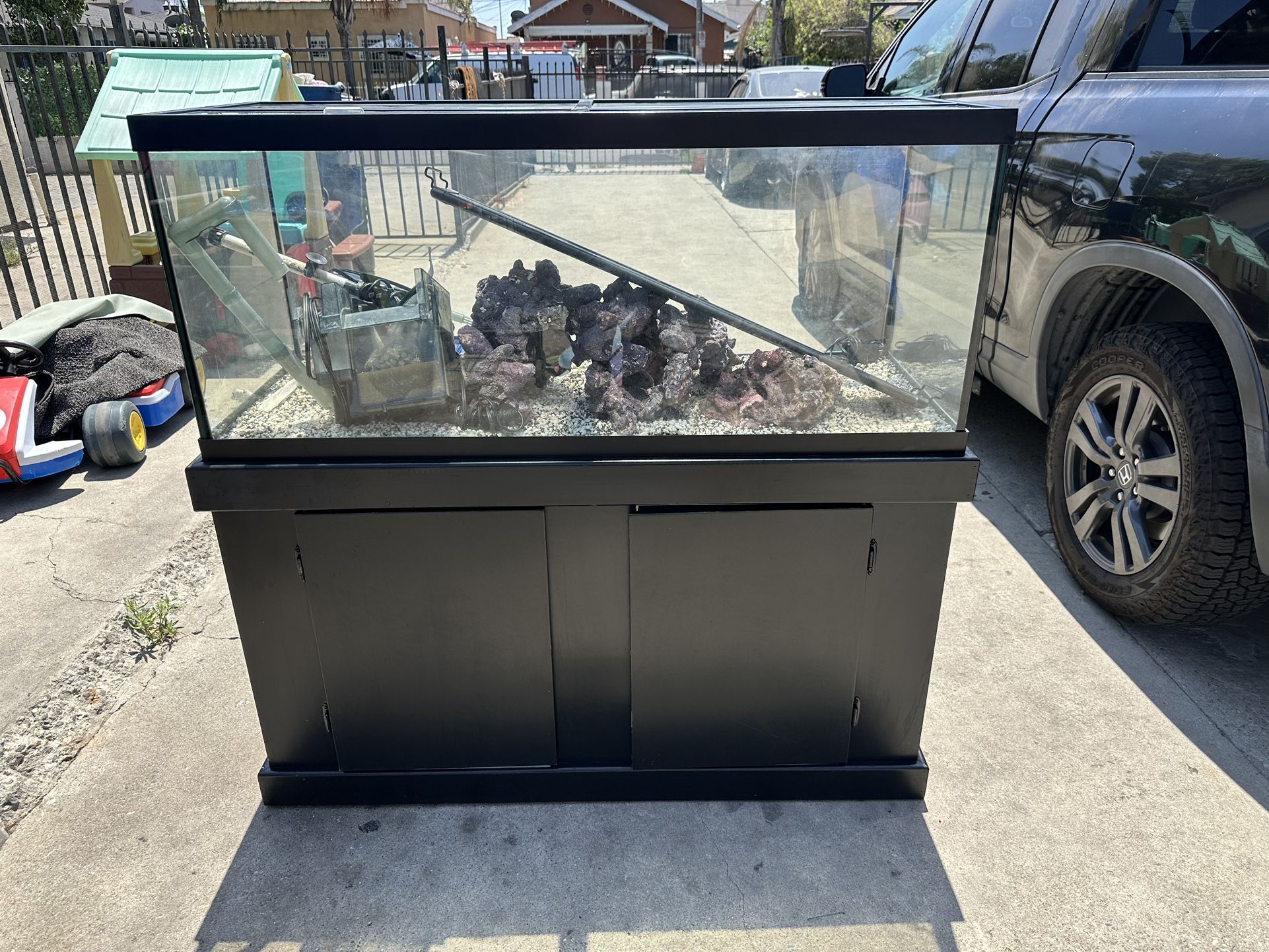 75 Gallon Fish Tank for Sale in Los Angeles, CA - OfferUp