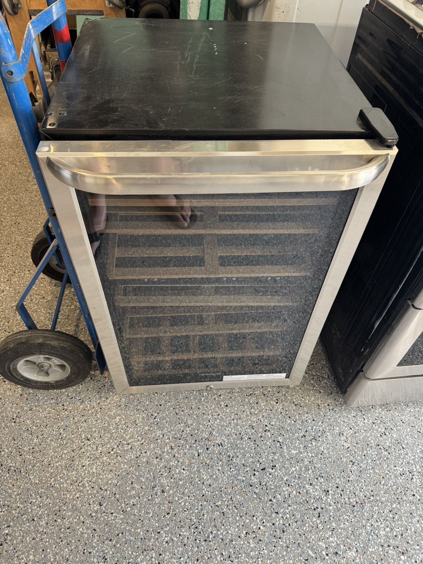 Wine Frig for Sale in San Juan Capistrano, CA - OfferUp