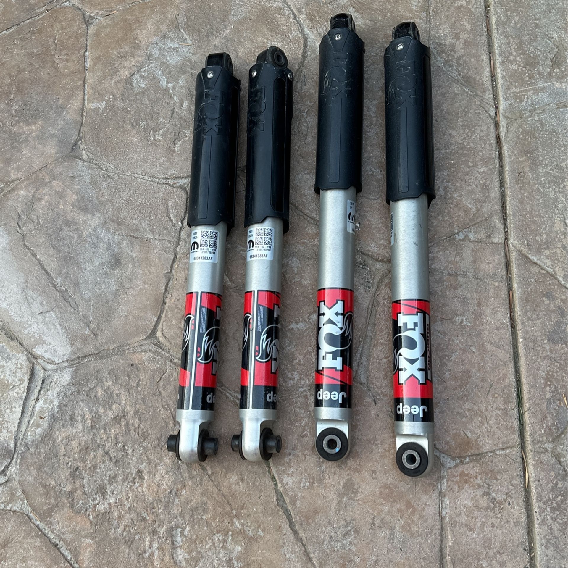 4 2020 Jeep Gladiator Rubicon Fox Shocks for Sale in Temecula, CA - OfferUp