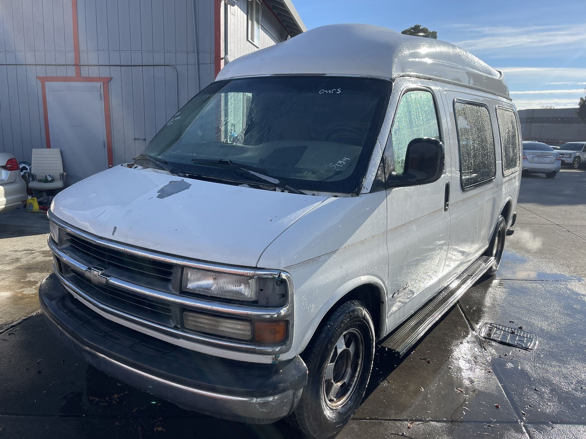 2000 Chevrolet Express for Sale in San Lorenzo, CA - OfferUp