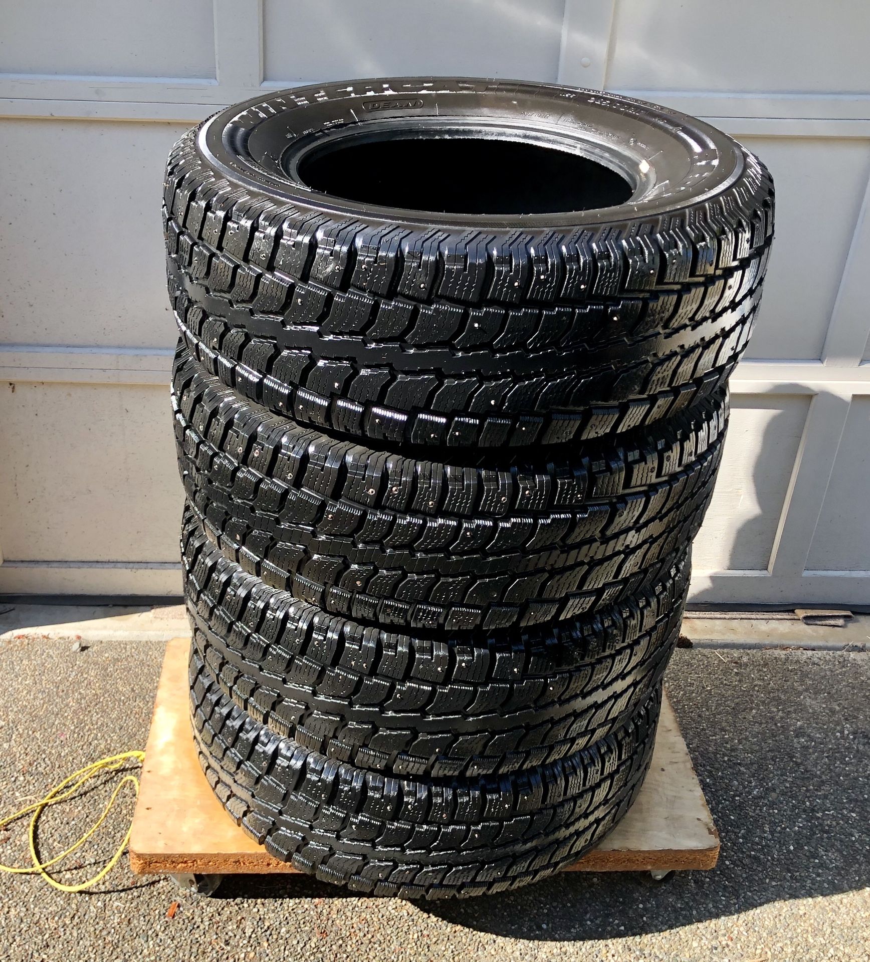 Dean Wintercat Radial SST 265/70R17 115S (Snow Tires) for Sale in ...