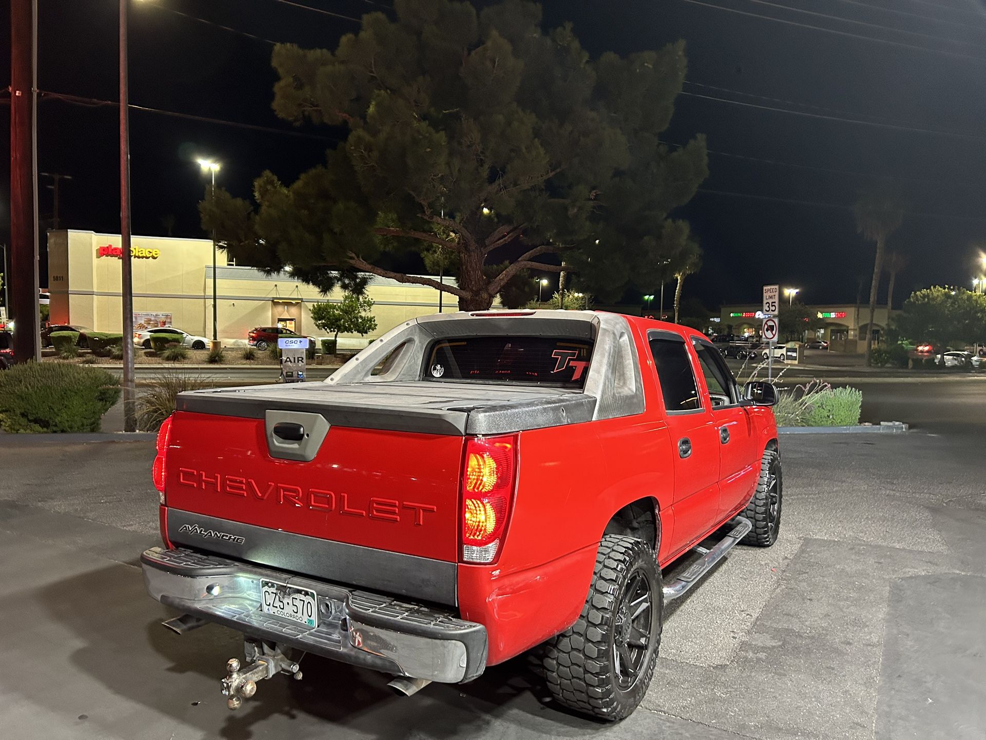 2004-chevrolet-avalanche-for-sale-in-las-vegas-nv-offerup