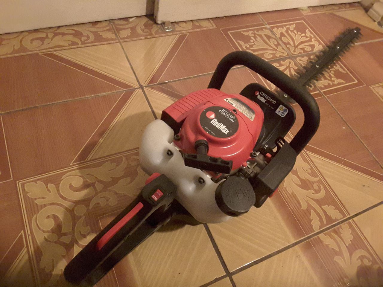 RedMax CHTZ2460 Hedge Trimmer/Trimeadora for Sale in North Las Vegas ...