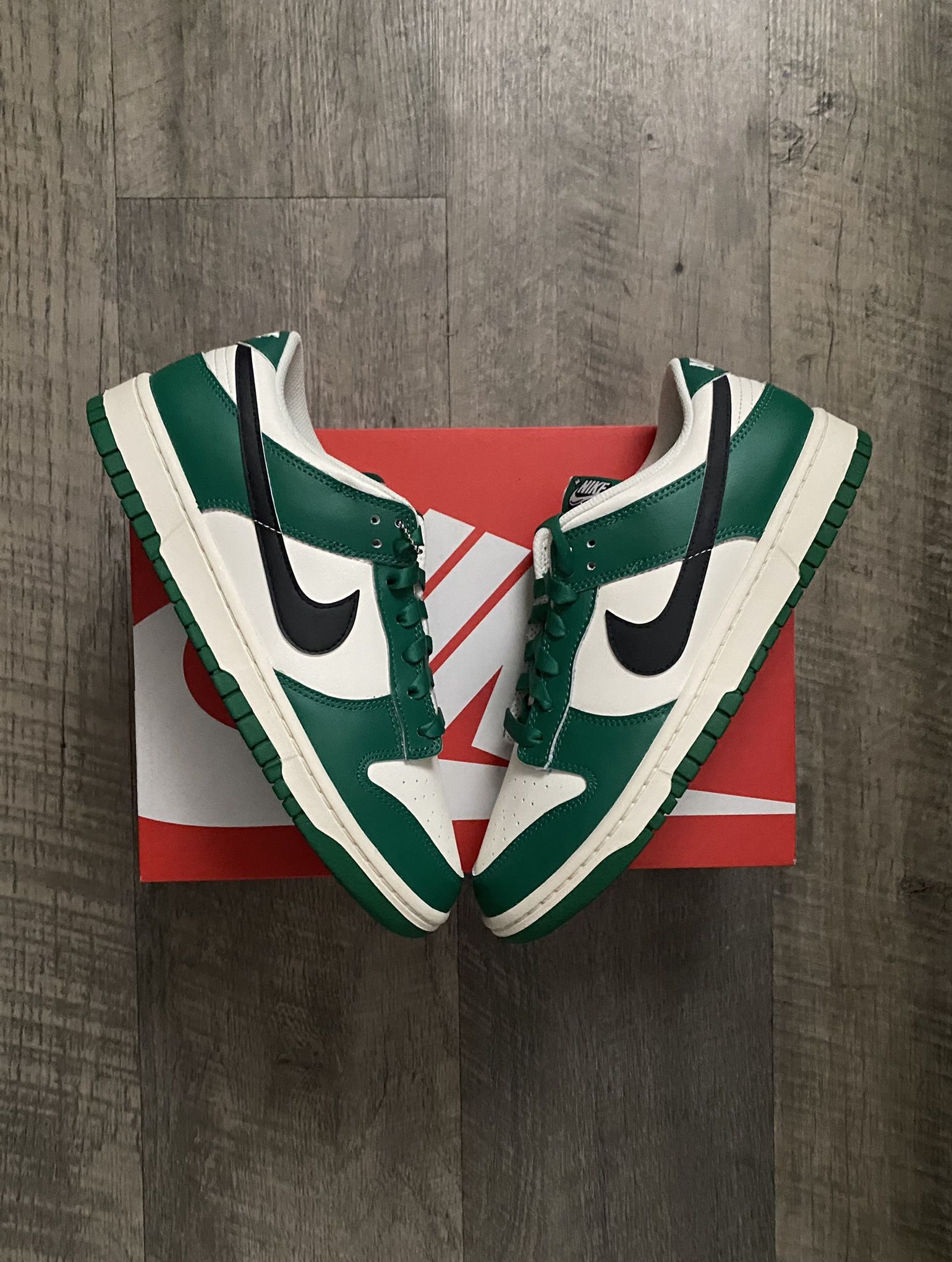 Nike Dunk Low Lottery Pack Malachite Green Size 9.5 for Sale in Las ...