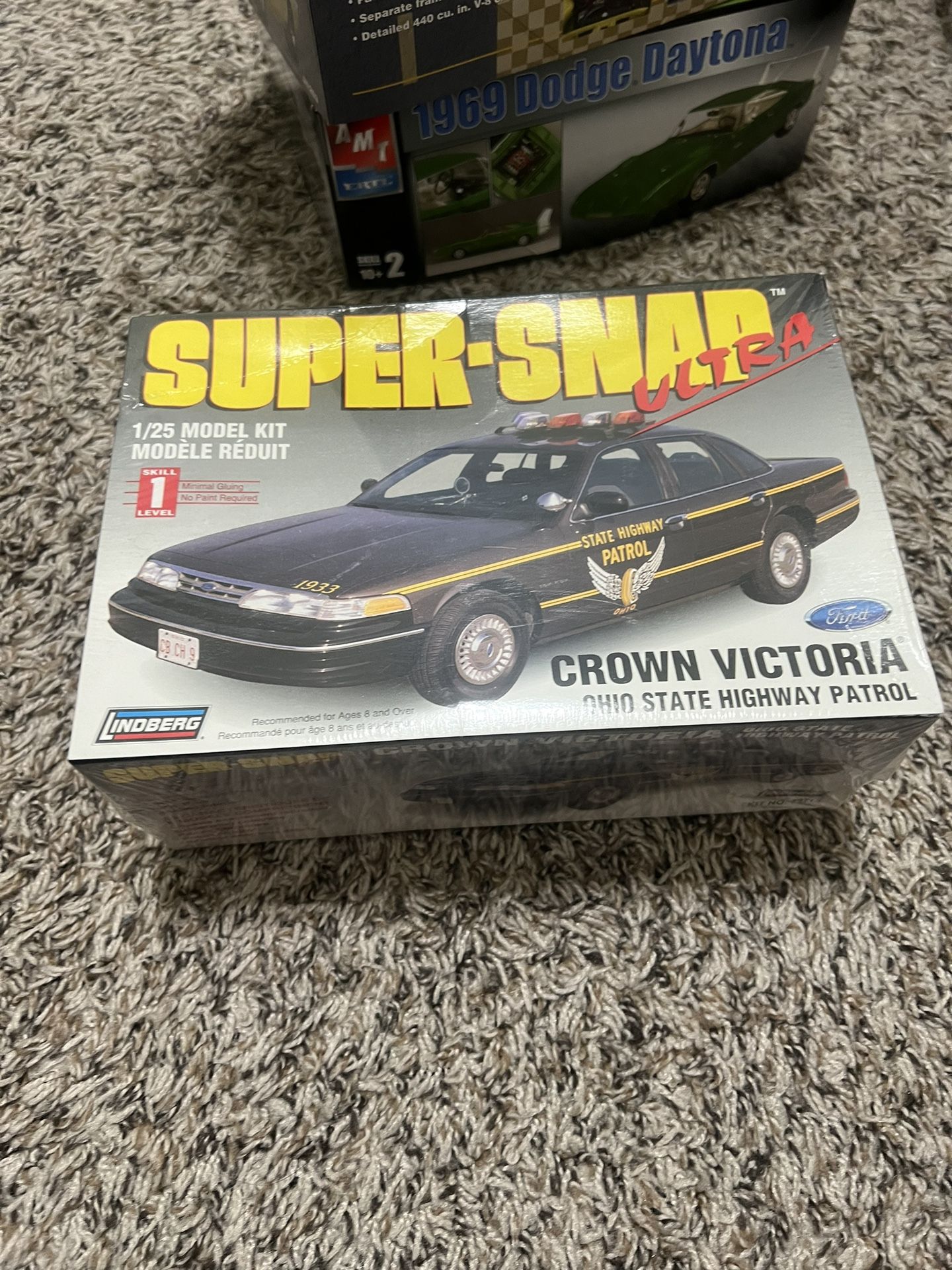 Model Car Kit Crown Victoria New for Sale in Bakersfield, CA - OfferUp