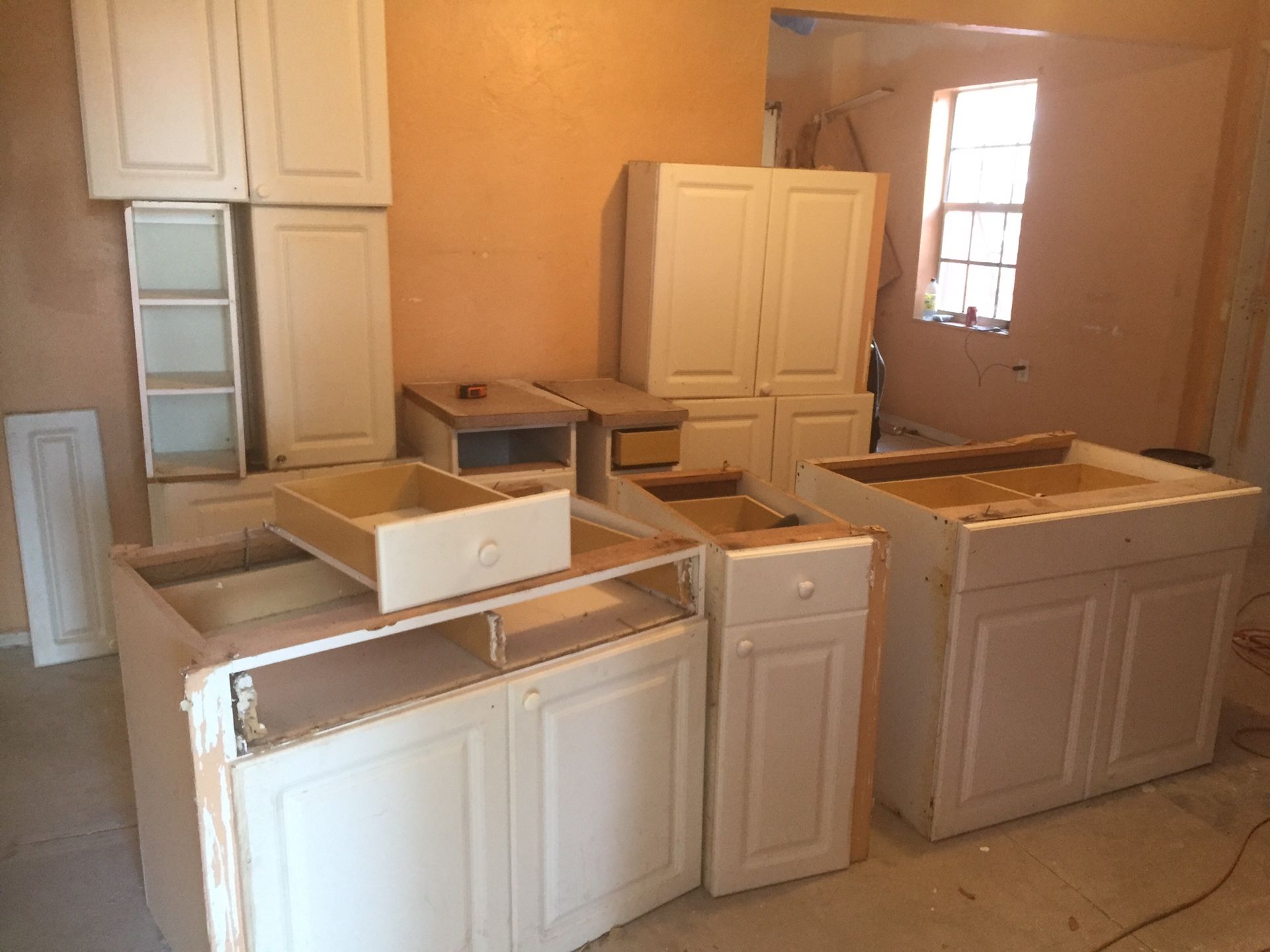 FREE Kitchen Cabinets for Sale in Delray Beach, FL - OfferUp
