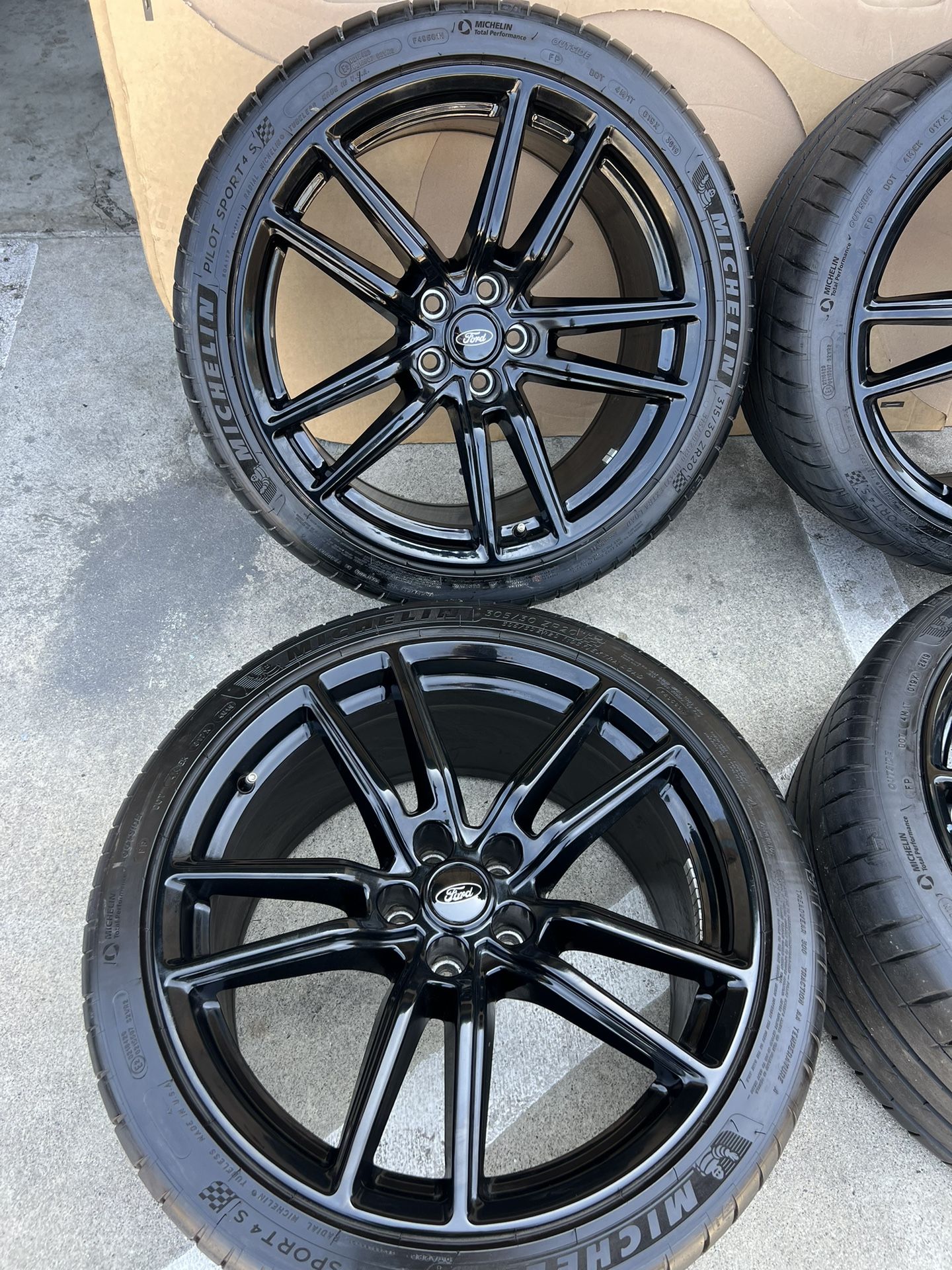 2022 Ford Mustang Shelby GT500 SVT Cobra GT 500 Wheels Rims Tires ...