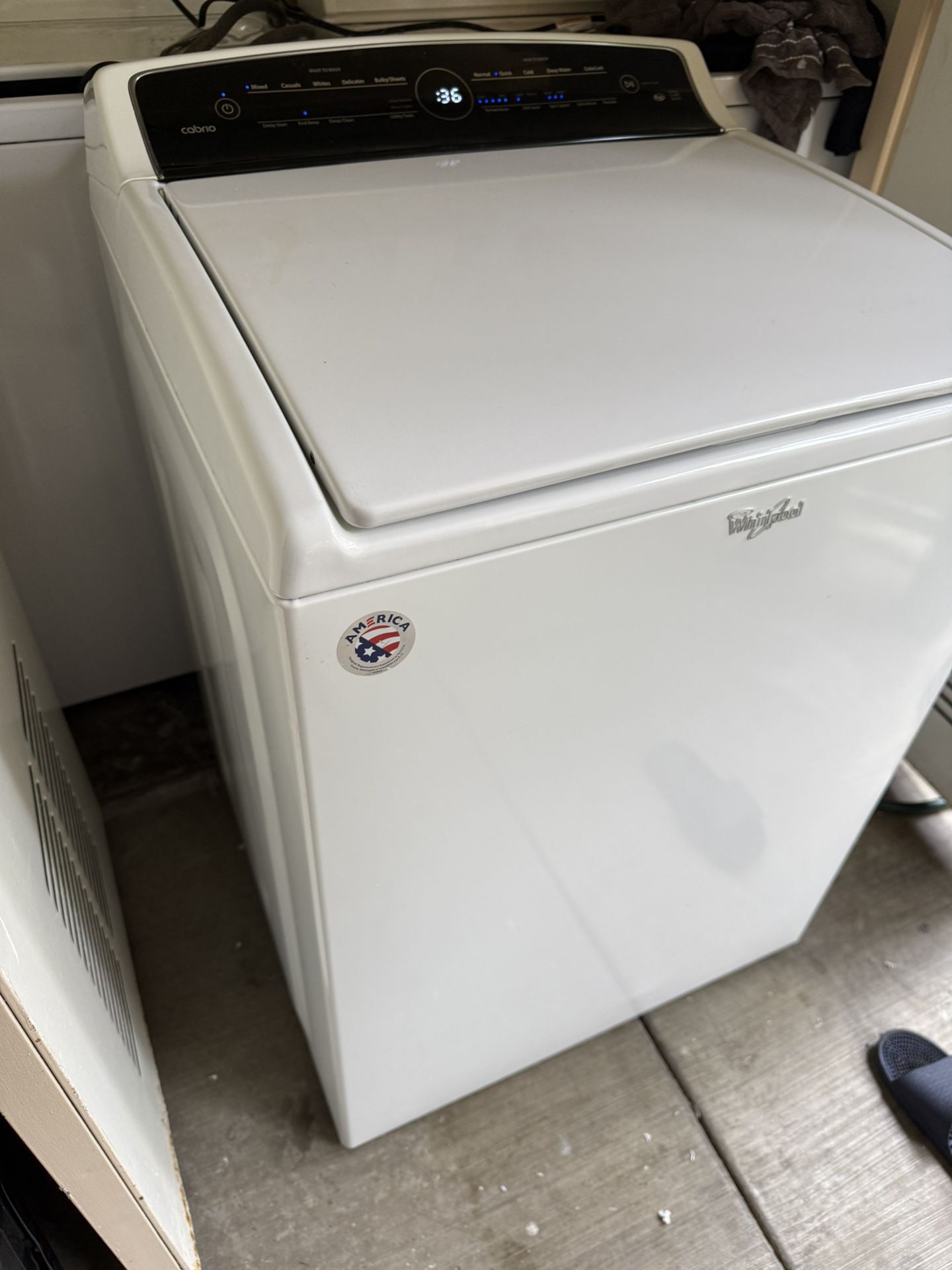 Washer Whirlpool Cabrio Top Loader for Sale in Irvine, CA - OfferUp