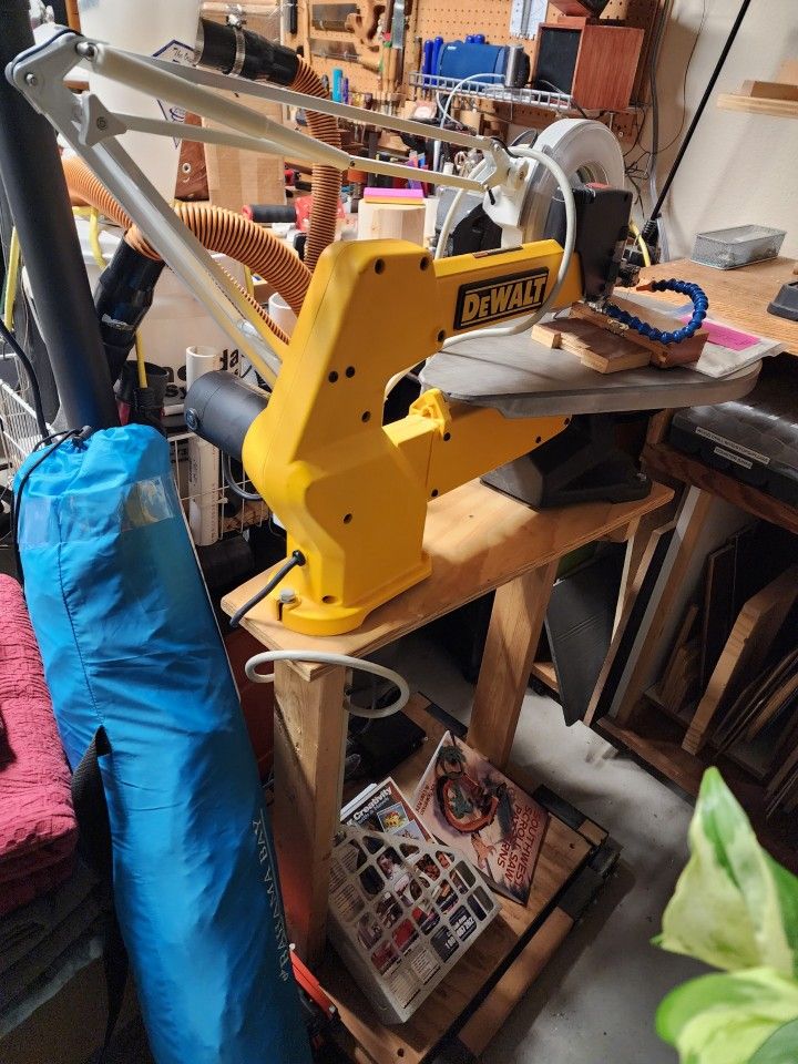Dewalt Scroll Saw With Stand for Sale in San Antonio, TX - OfferUp