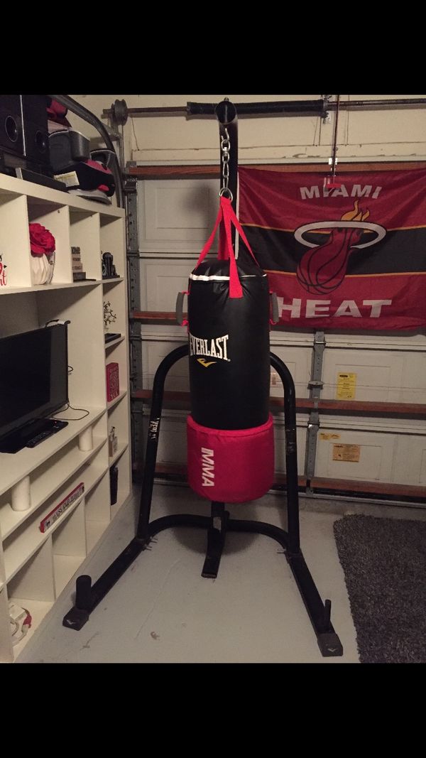 Everlast Boxing Heavy Punch Bag Stand Ireland | semashow.com