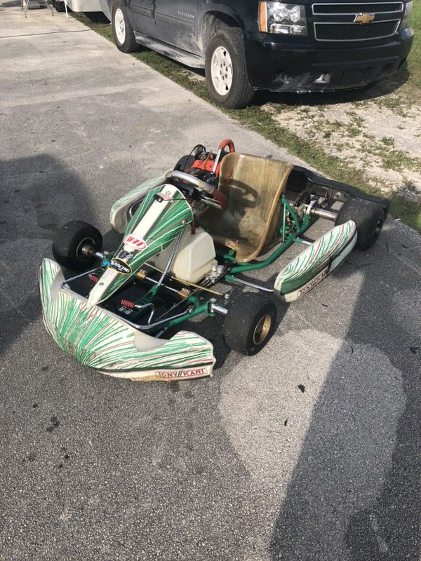Tony Kart Racing Kart Briggs LO206 Go Kart for Sale in Miami, FL - OfferUp