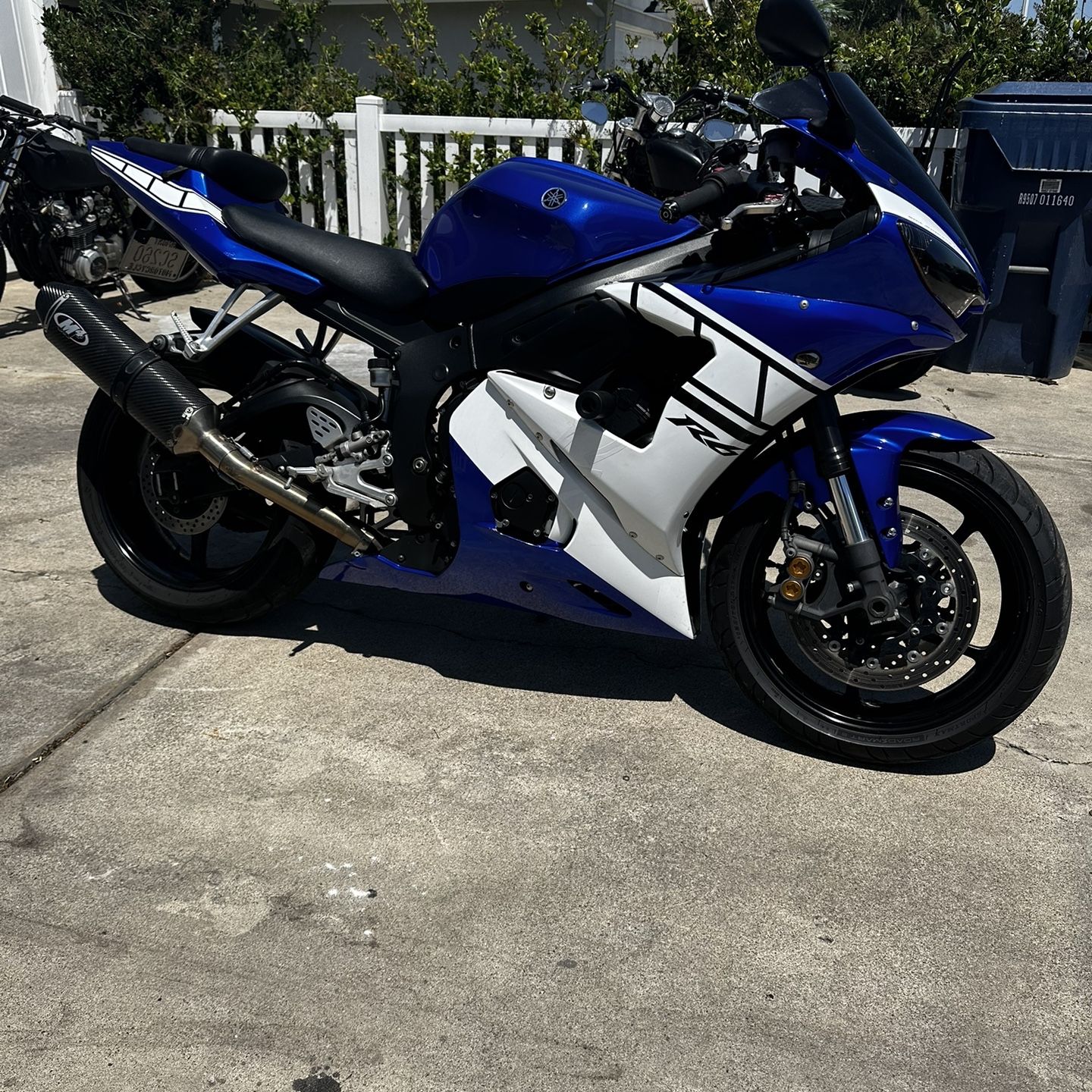 2006 Yamaha R6 Blue