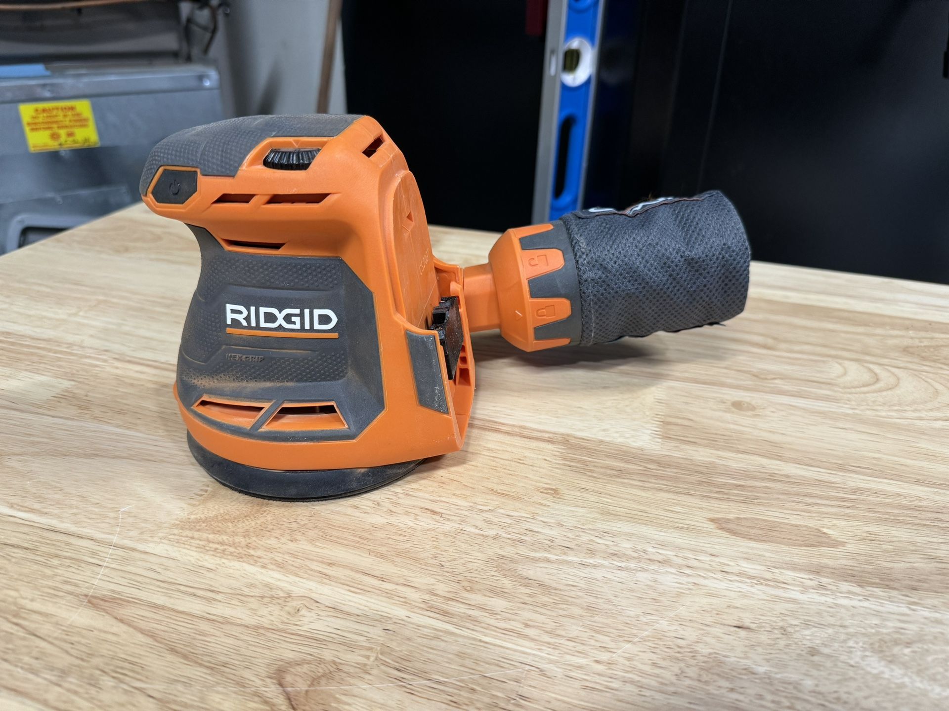 Ridgid 5 Inch Random Orbit Sander r8606 for Sale in Auburn, WA - OfferUp