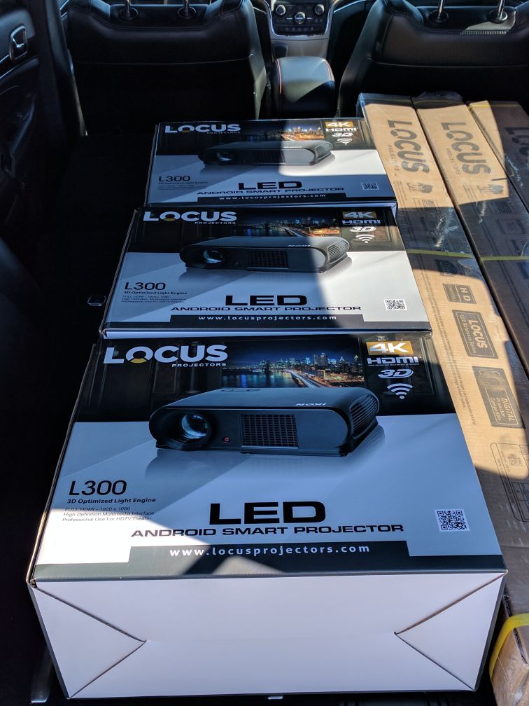 Locus L300 4K LED Smart TV Projector with 75" Retractable Screen for ...