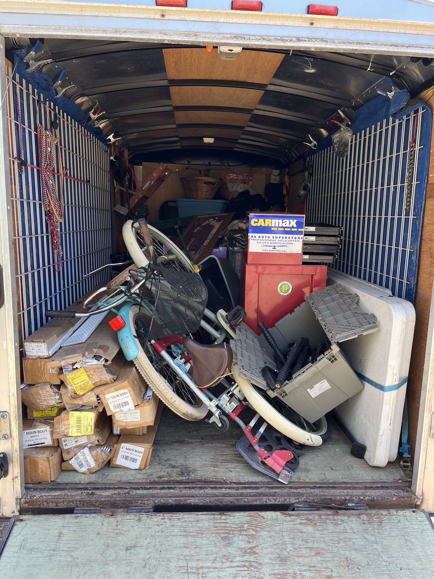Trailer Full Of Sellable Items. for Sale in Davenport, FL - OfferUp