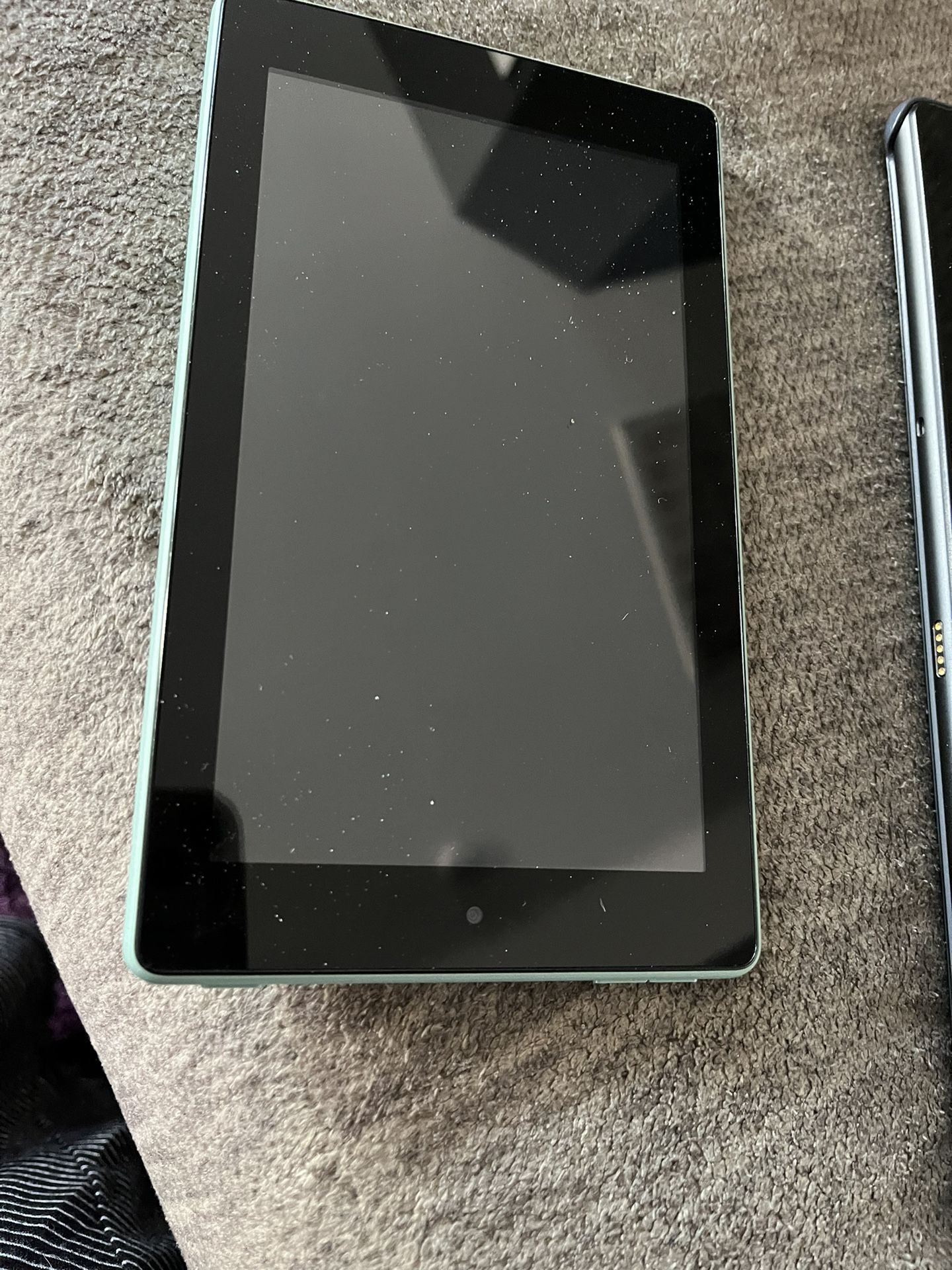 Small Amazon Tablet for Sale in North Las Vegas, NV - OfferUp