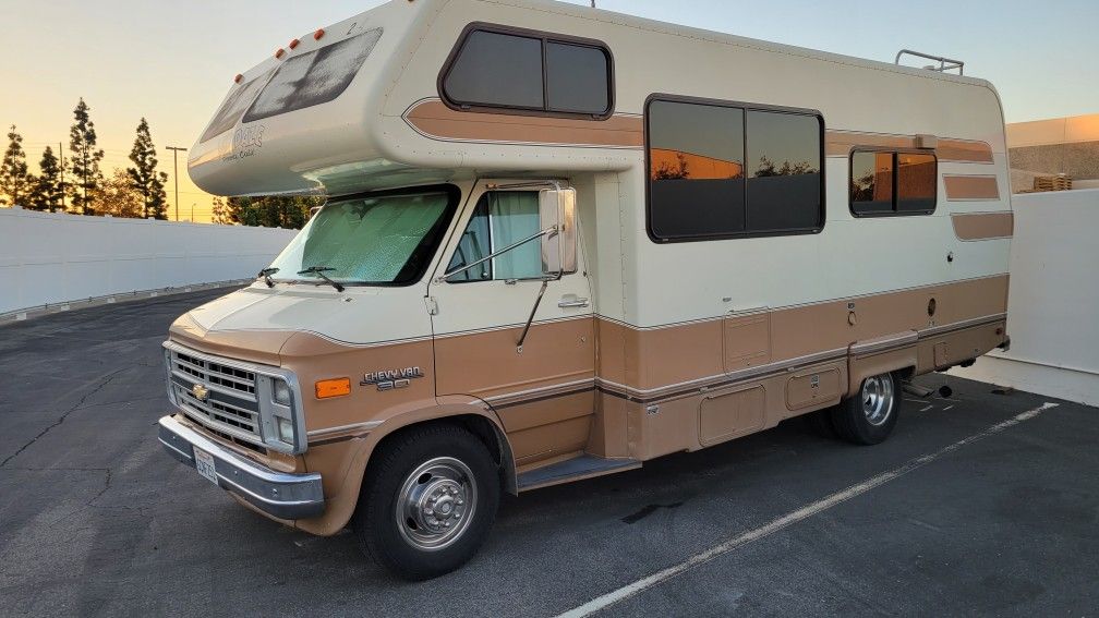 1990 Lazy Daze 22 feet for Sale in Fullerton, CA - OfferUp