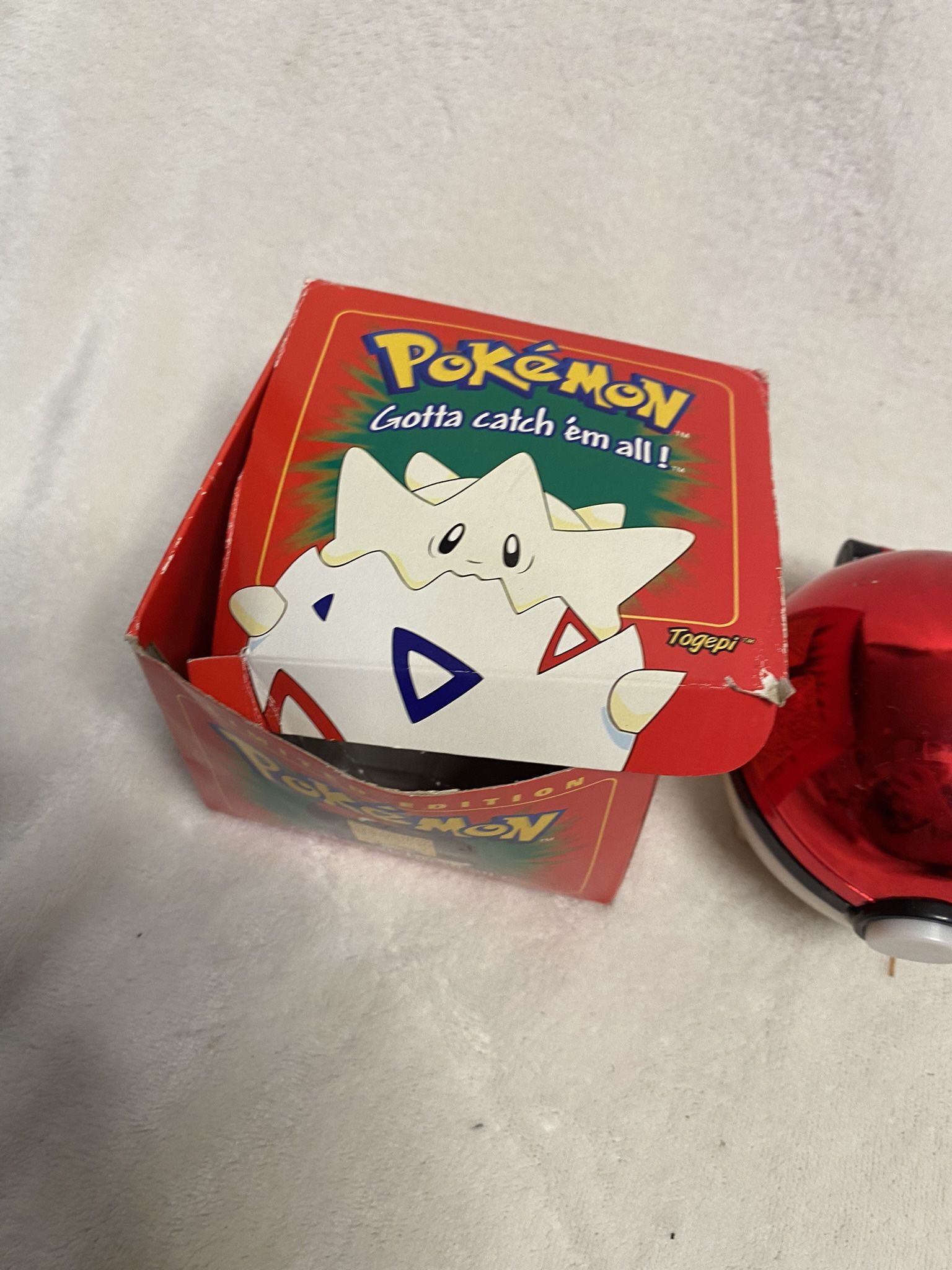 2 Gold Poke Ballls Toys