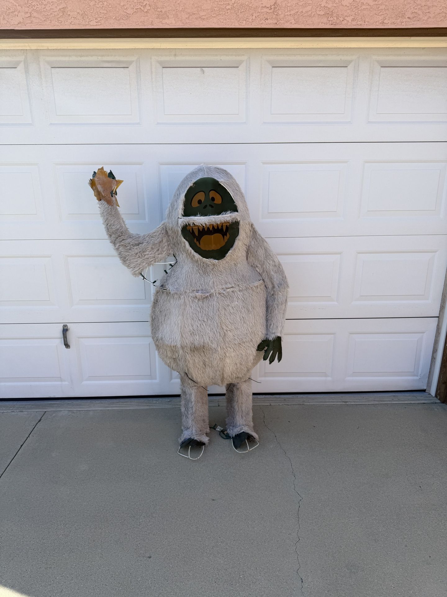 Large Bumble 6ft LED Christmas Decoration for Sale in Rosemead, CA ...