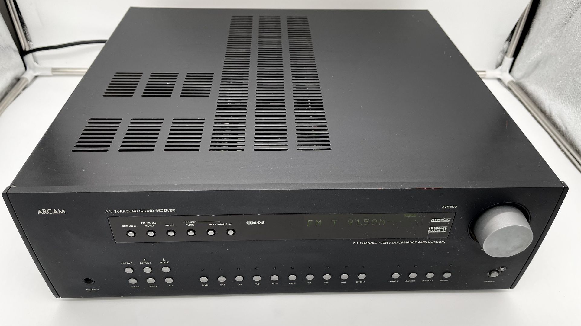ARCAM AVR300 High Performance 7.1 channel AV receiver in Excellent ...