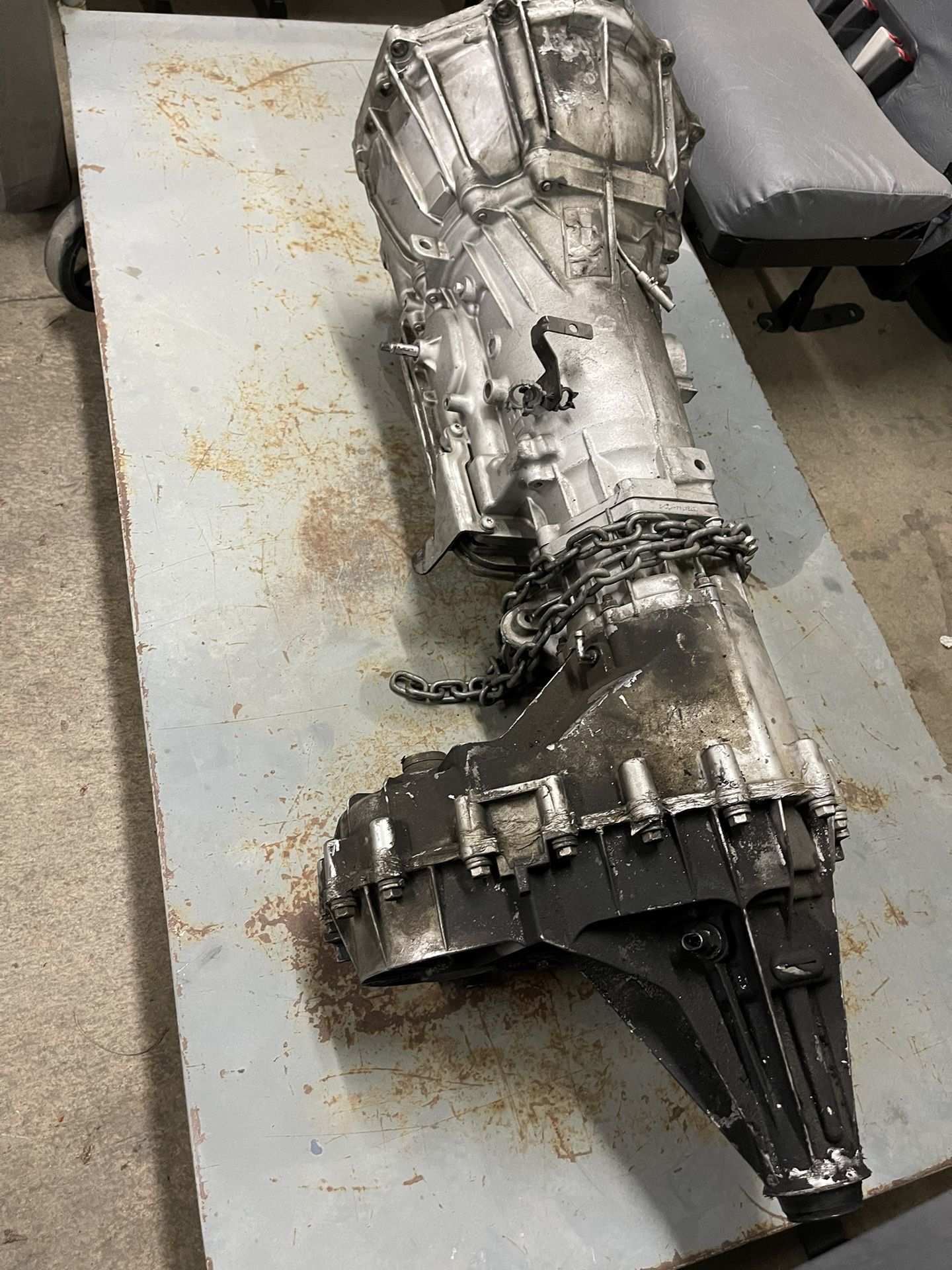 4L60 Automatic Transmission With Transfer Case for Sale in Montclair ...