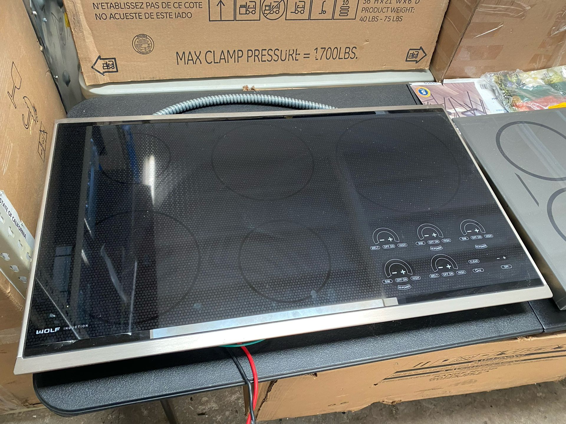 Wolf 36 Inch Induction Cooktop for Sale in Grand Terrace, CA - OfferUp