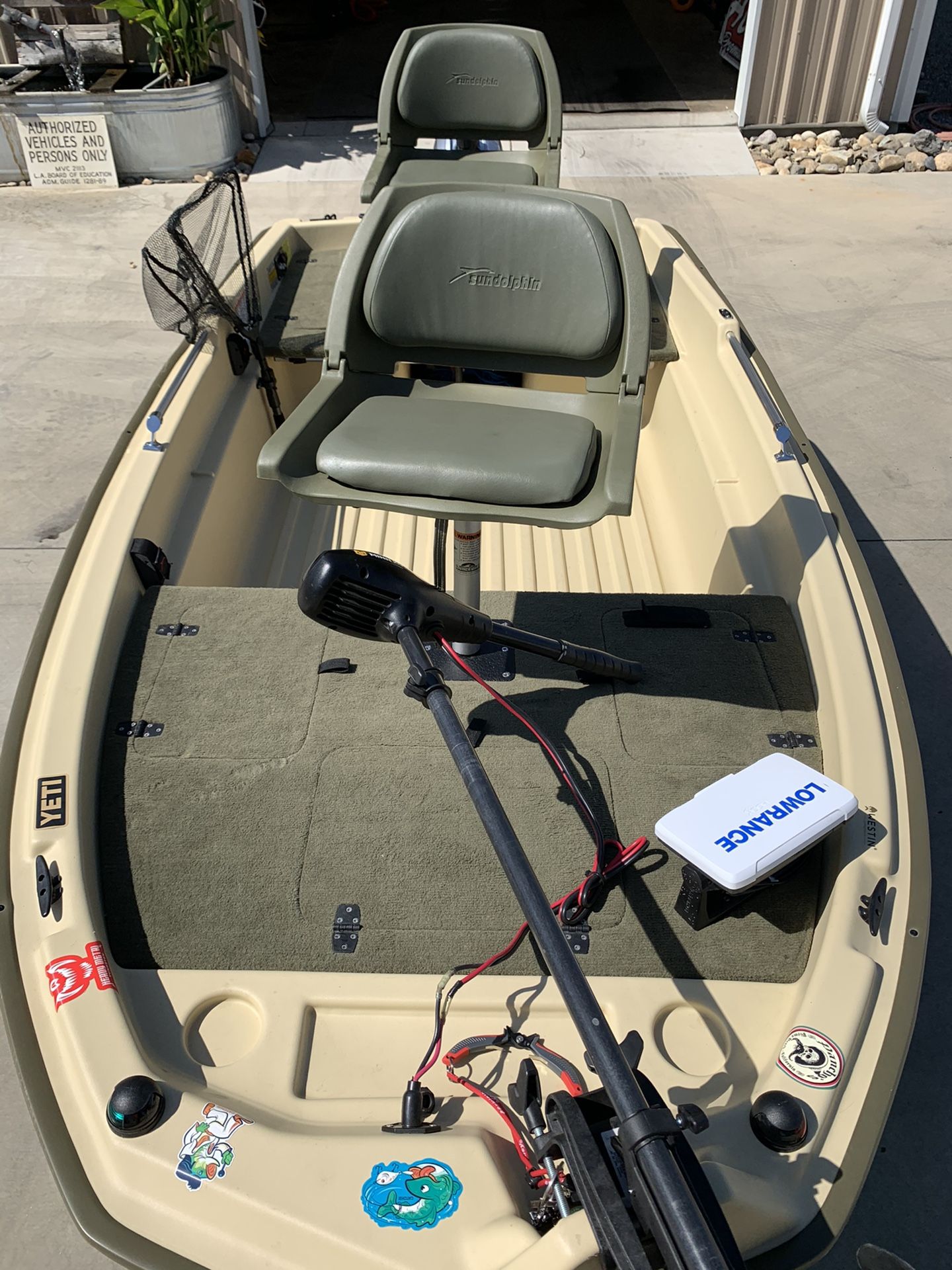 2019 Sun Dolphin Pro 120 Bass Boat for Sale in Woodville, CA - OfferUp