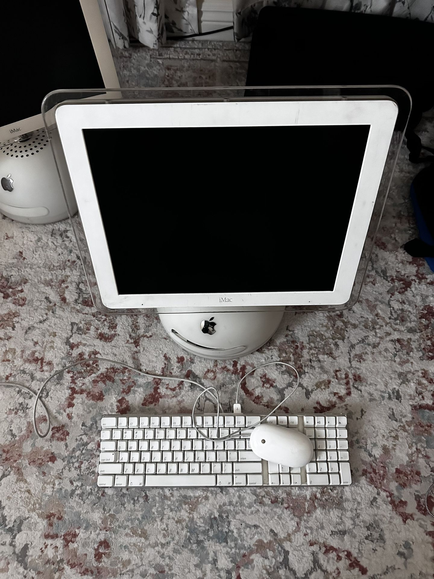 2 Vintage iMac G4 Computers for Sale in Mission Viejo, CA - OfferUp