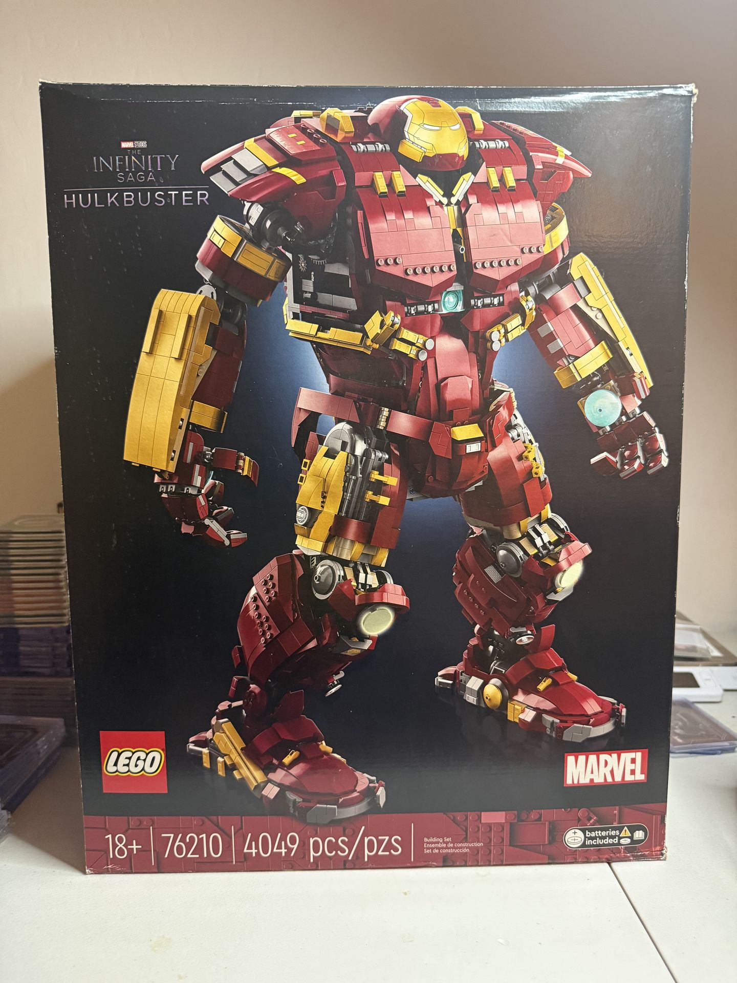 Lego Hulk Buster 76210 for Sale in Las Vegas, NV - OfferUp