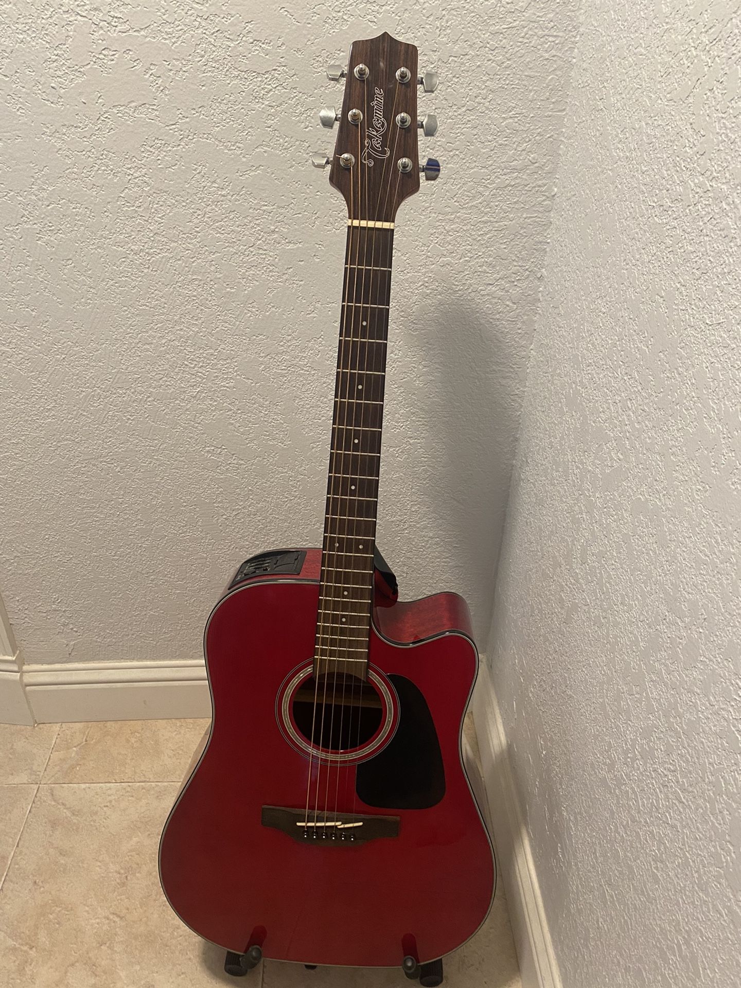 Takamine G Series Red