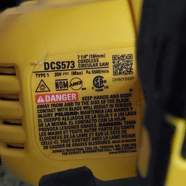 DEWALT DCS573 20V MAX Cordless Brushless 7-1/4" Circular Saw w/ 20V 4AH ...