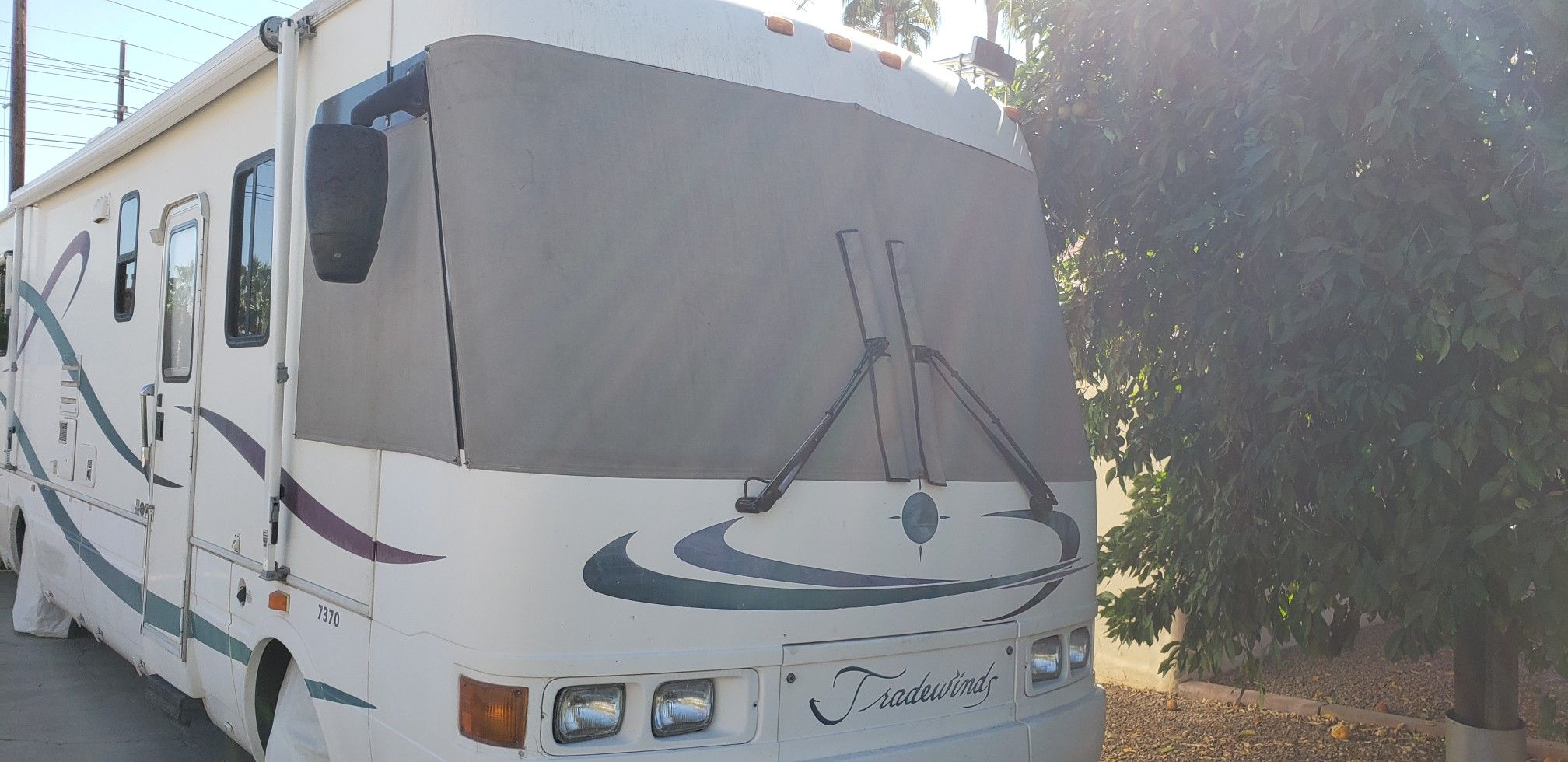 37ft Class A Diesel Pusher Motorhome for Sale in Gilbert, AZ - OfferUp