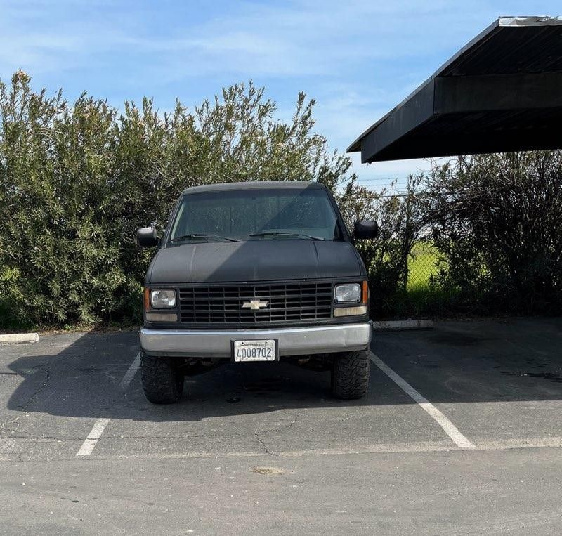 1990 Chevrolet C/K 2500 for Sale in Fresno, CA - OfferUp