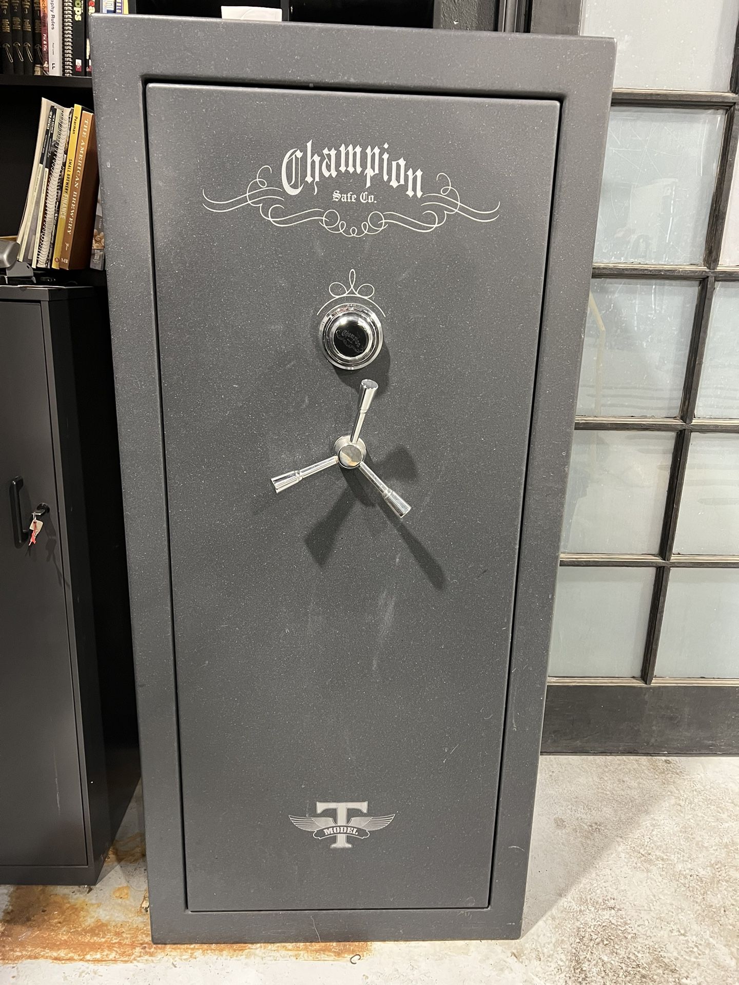 Champion Model-T Series Gun Safe 13 Gun for Sale in Phoenix, AZ - OfferUp