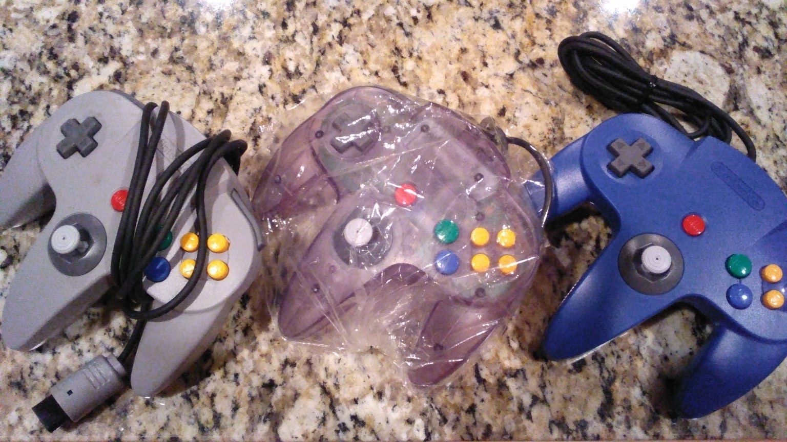 Nintendo 64 Console w/ 3 Controllers @ Cables Tested. "RF Switch" and ...